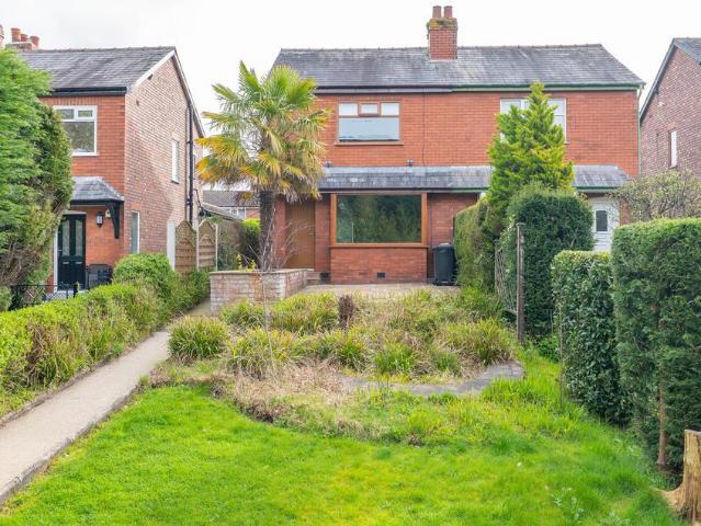 2 bedroom semi detached house for sale