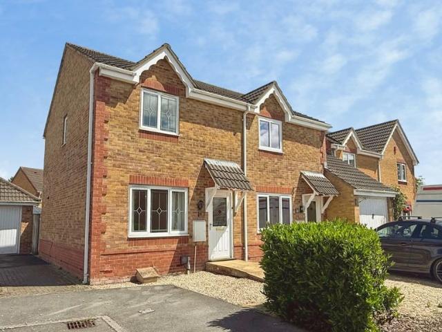 2 bedroom semi detached house for sale