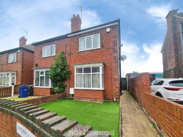 2 bedroom semi detached house for sale