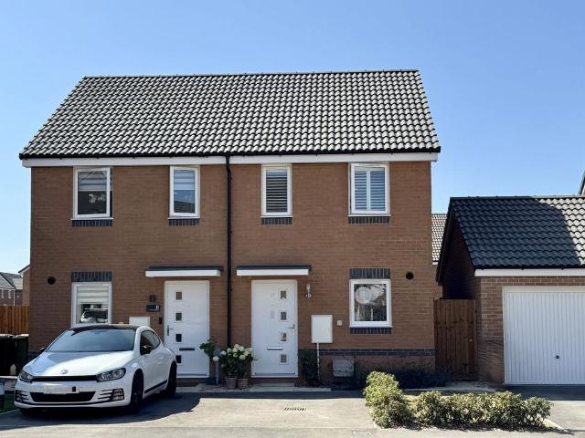 2 bedroom semi detached house for sale