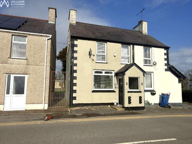 2 bedroom semi detached house for sale