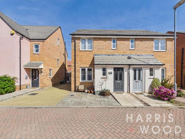 2 bedroom semi detached house for sale