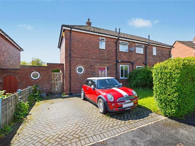 2 bedroom semi detached house for sale