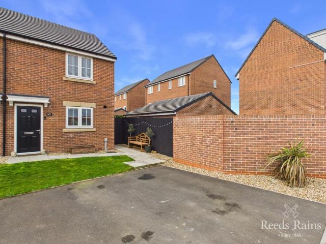 2 bedroom semi detached house for sale