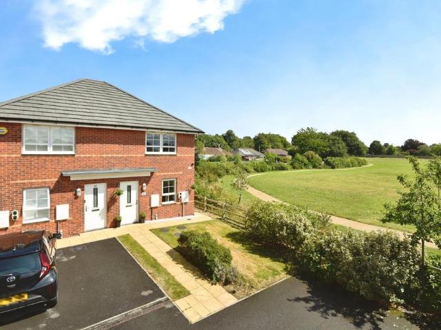 2 bedroom semi detached house for sale