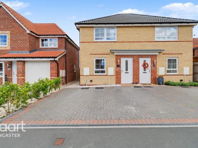 2 bedroom semi detached house for sale