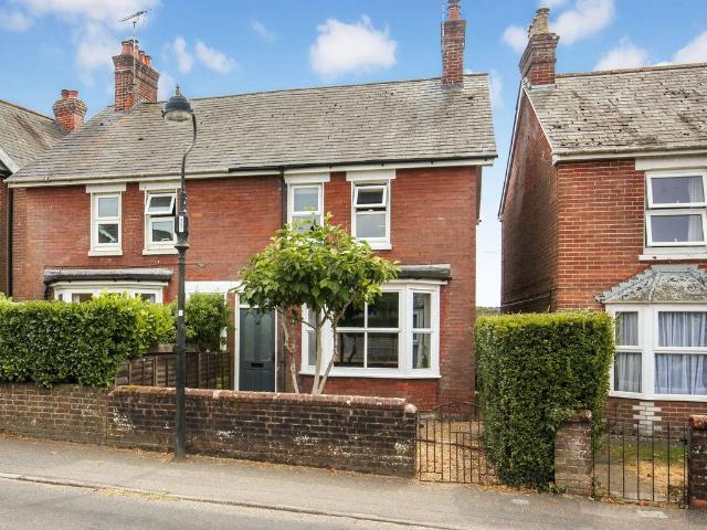 2 bedroom semi detached house for sale