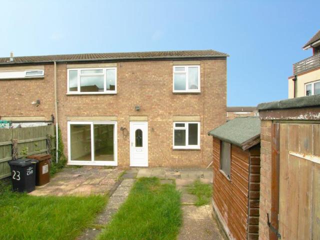 2 bedroom semi detached house for sale