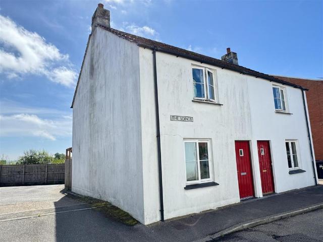 2 bedroom semi detached house for sale
