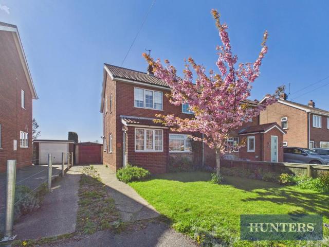 2 bedroom semi detached house for sale