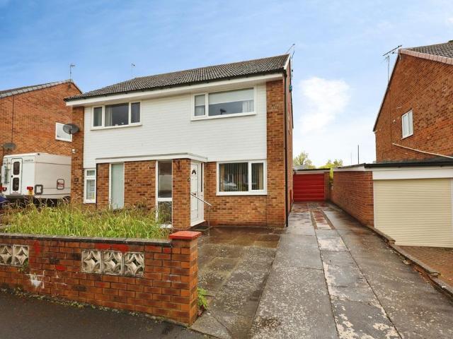 2 bedroom semi detached house for sale