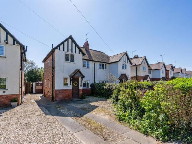 2 bedroom semi detached house for sale