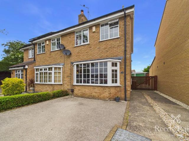 2 bedroom semi detached house for sale
