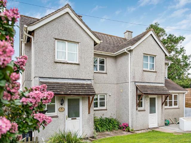 2 bedroom semi detached house for sale