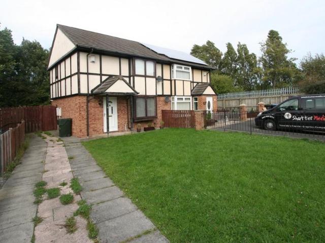 2 bedroom semi detached house for sale