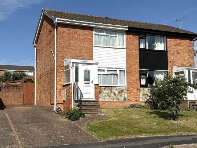 2 bedroom semi detached house for sale