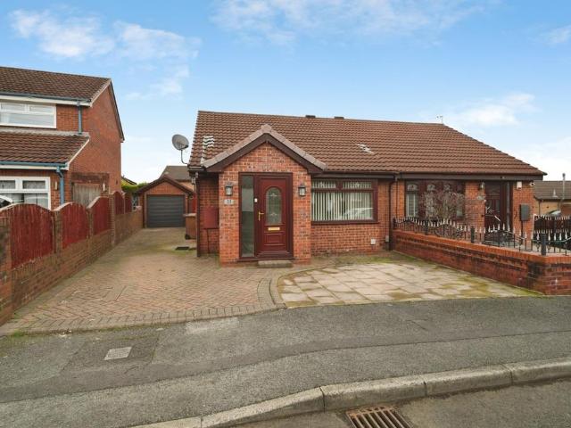 2 bedroom semi detached house for sale