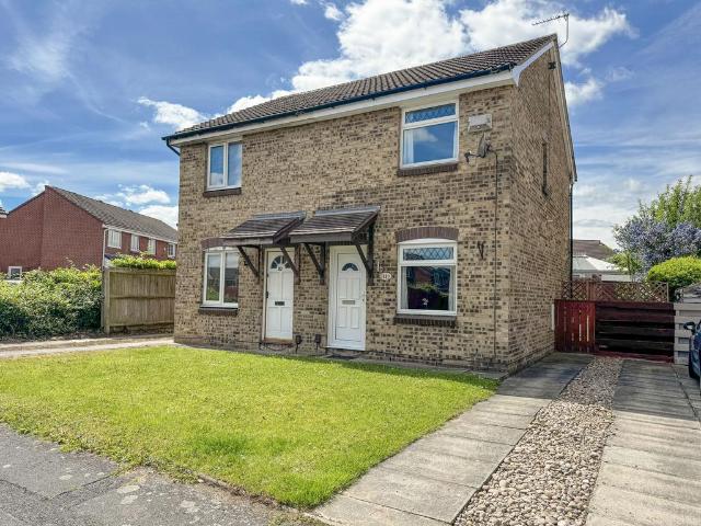 2 bedroom semi detached house for sale