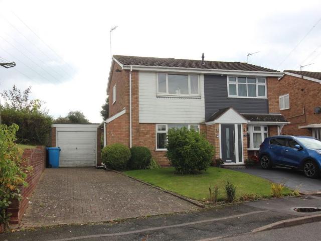 2 bedroom semi detached house for sale