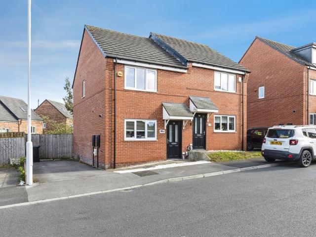 2 bedroom semi detached house for sale