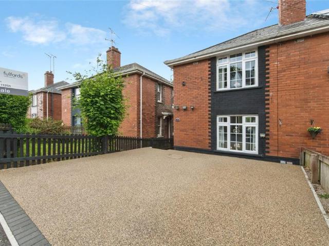 2 bedroom semi detached house for sale