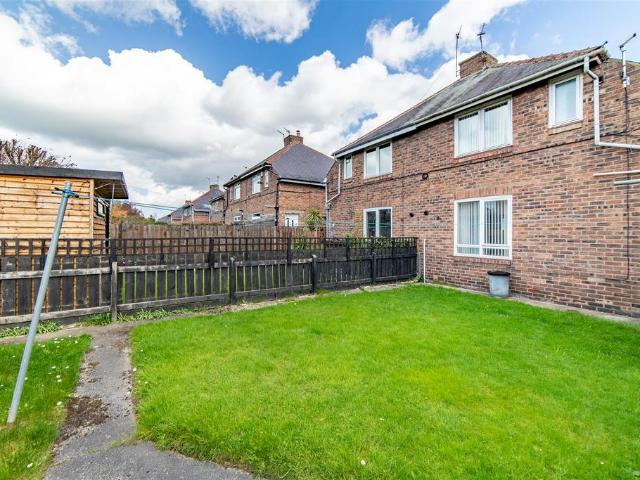 2 bedroom semi detached house for sale