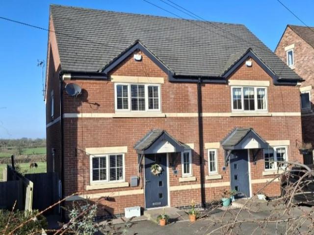 2 bedroom semi detached house for sale