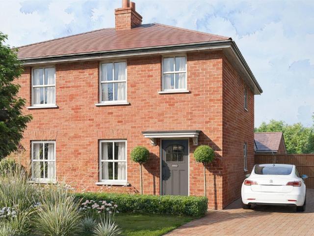 2 bedroom semi detached house for sale