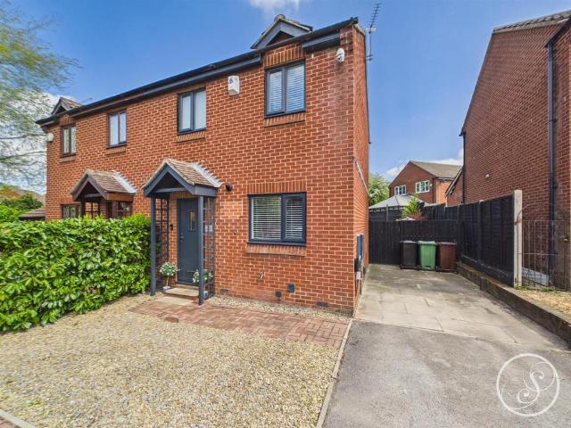 2 bedroom semi detached house for sale