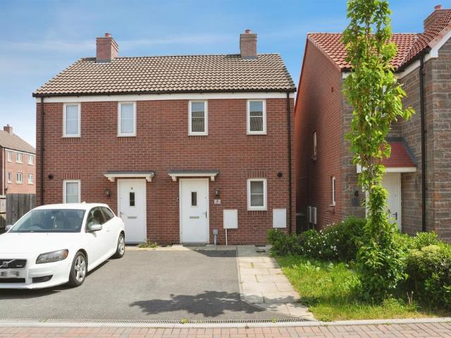 2 bedroom semi detached house for sale