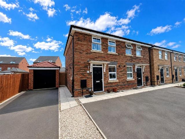 2 bedroom semi detached house for sale