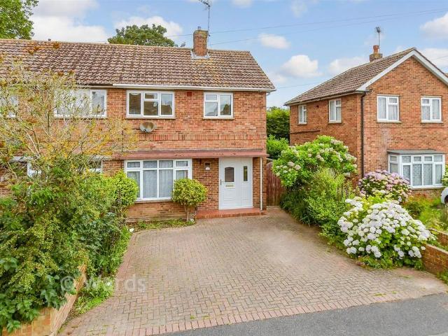2 bedroom semi detached house for sale
