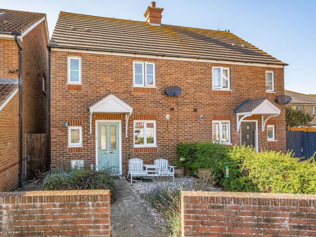 2 bedroom semi detached house for sale