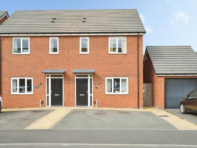 2 bedroom semi detached house for sale
