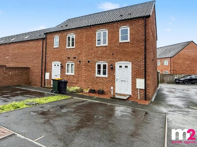 2 bedroom semi detached house for sale