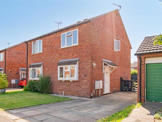2 bedroom semi detached house for sale