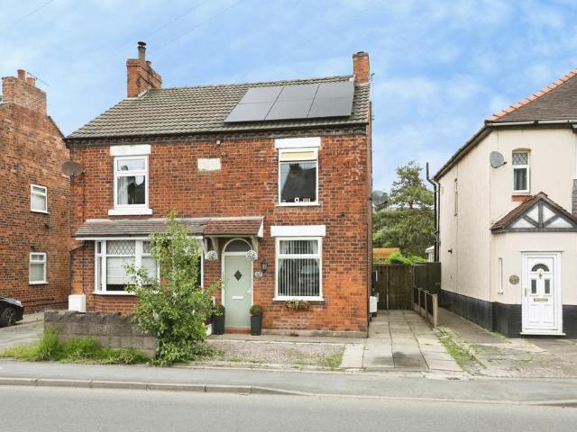 2 bedroom semi detached house for sale