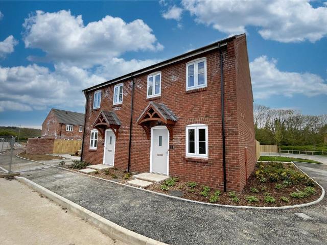 2 bedroom semi detached house for sale