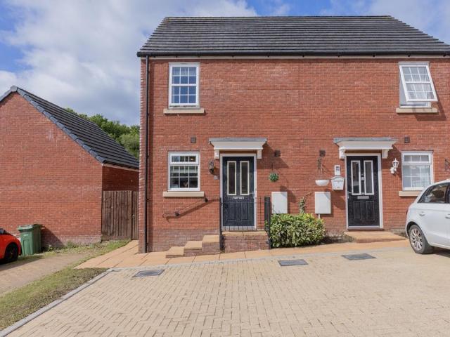 2 bedroom semi detached house for sale