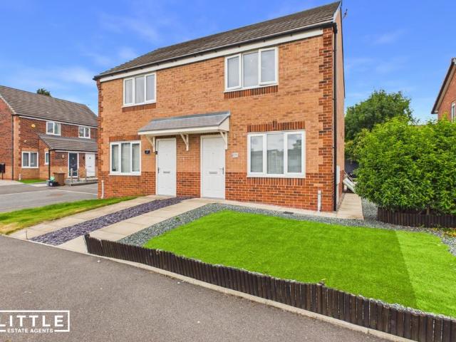 2 bedroom semi detached house for sale