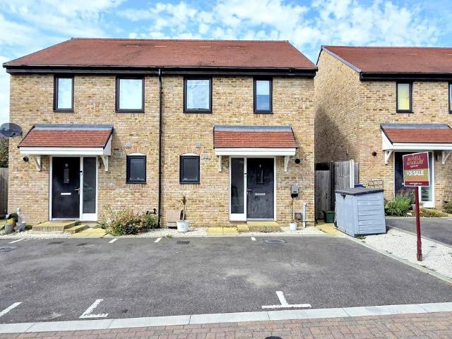 2 bedroom semi detached house for sale