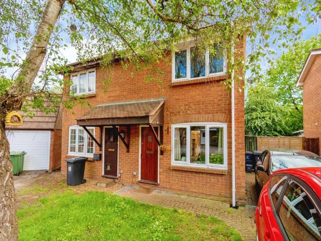 2 bedroom semi detached house for sale