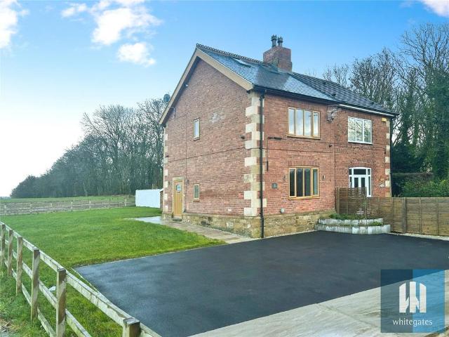 2 bedroom semi detached house for sale