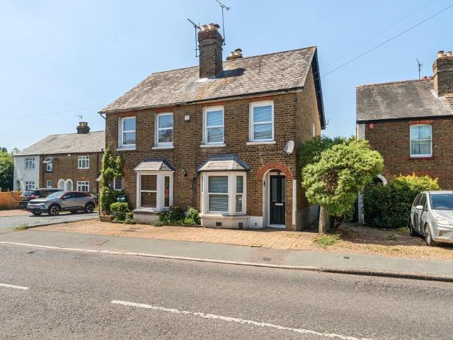 2 bedroom semi detached house for sale