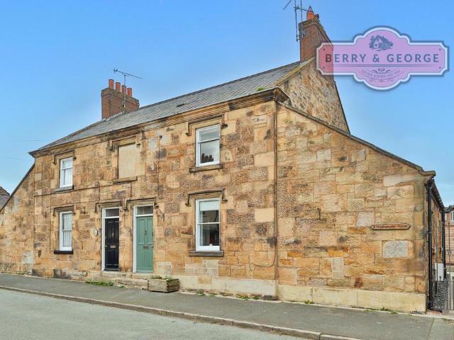 2 bedroom semi detached house for sale
