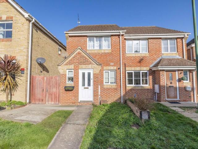 2 bedroom semi detached house for sale