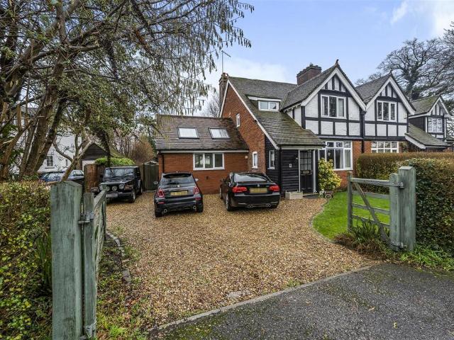 2 bedroom semi detached house for sale
