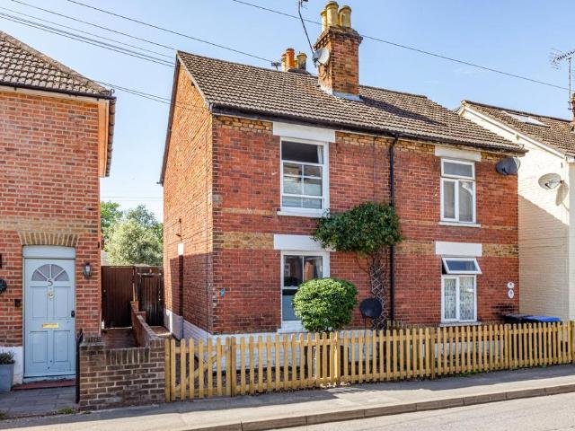 2 bedroom semi detached house for sale