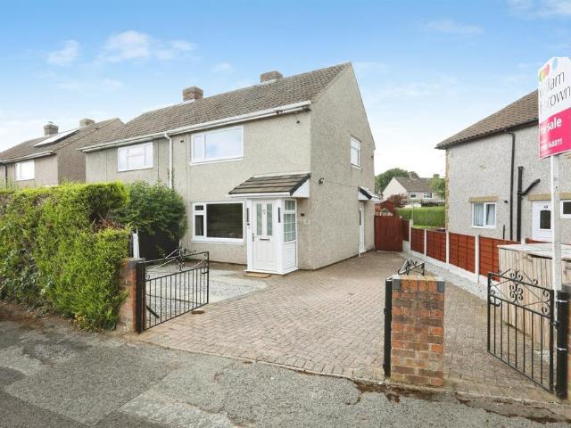 2 bedroom semi detached house for sale