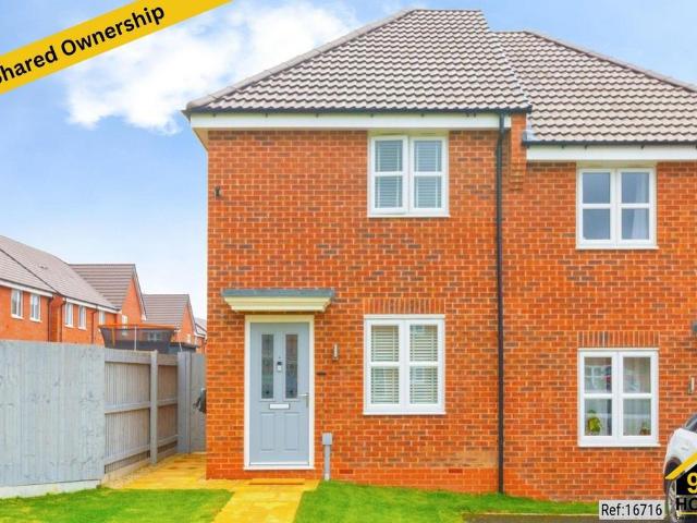 2 bedroom semi detached house for sale